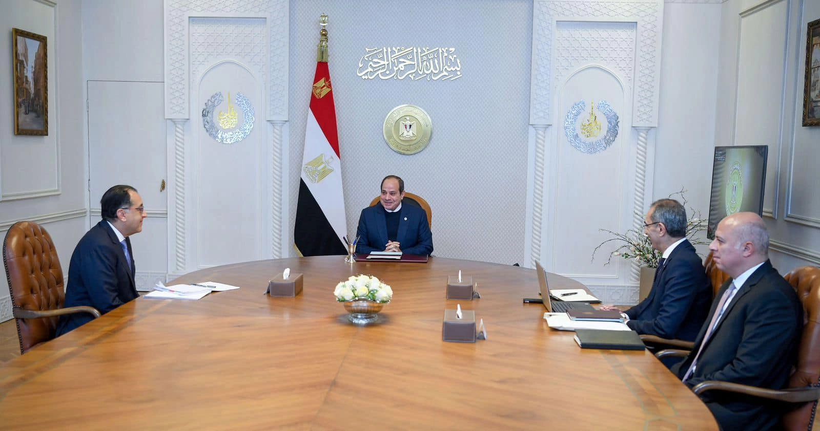 الرئيس المصري يوجه بضمان وصول خدمات الاتصالات بجودة عالية | القاهرة ...